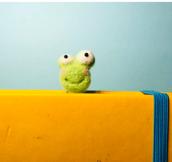 Fernando Frog Paper Clip – The Woolly Planner